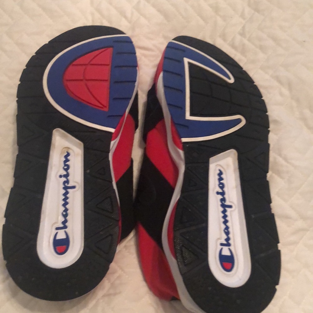 Champion Mens Rally Crossover Scarlet/Black Euc Size 9 - Gem